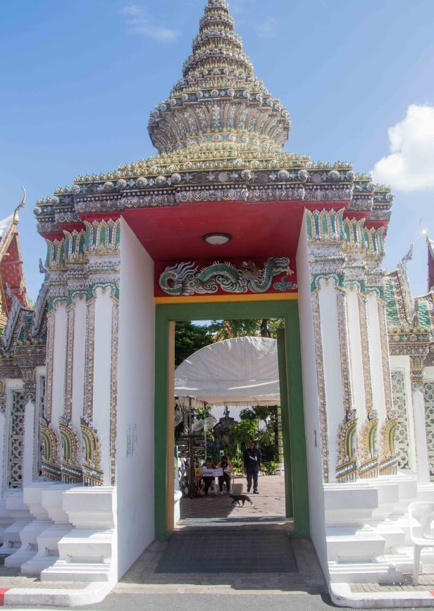 Wat Pho – The Temple of the Reclining Buddha – Mad about Birding and Travel